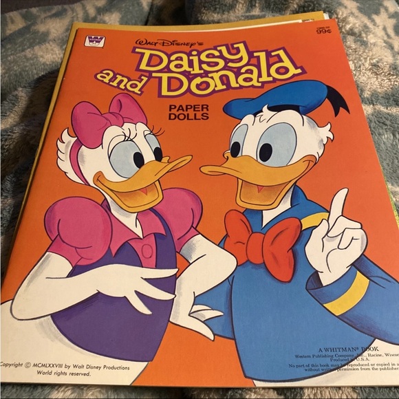 Disney | Toys | Vintage Walt Disney Daisy And Donald Paper Dolls Book ...